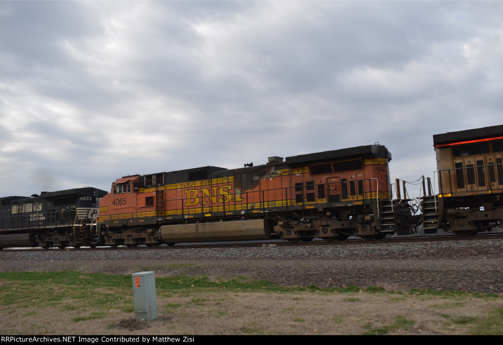 BNSF 4065